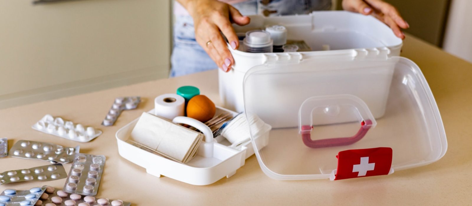 Como Armar tu Botiquín de Primeros Auxilios - Comercial Los Castillos